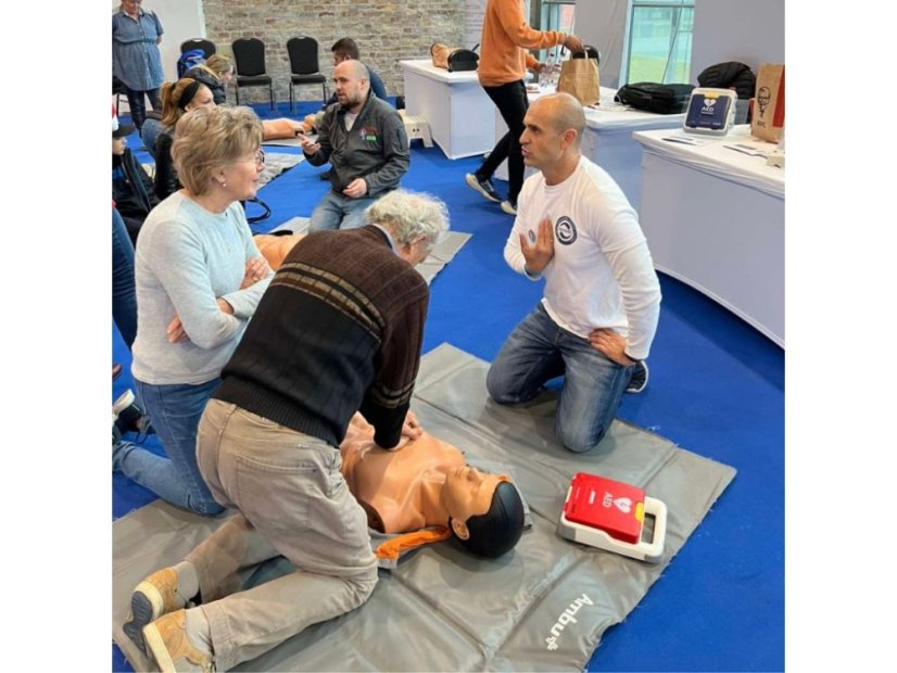 AED Defibrilátor CardioAid-1 360J :: Defibrilátory AED (Automatický ...