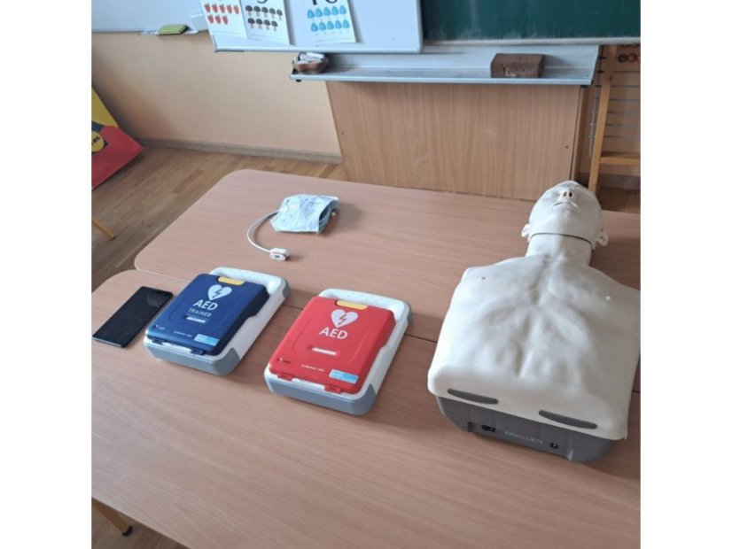 AED Defibrilátor CardioAid-1 360J :: Defibrilátory AED (Automatický ...